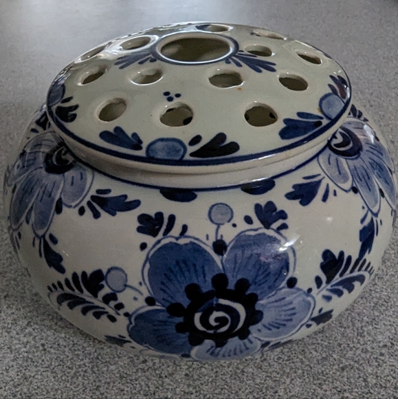 Regina Pottery | Other | Regina Pottery Delft Holland Flower Frog Vase ...